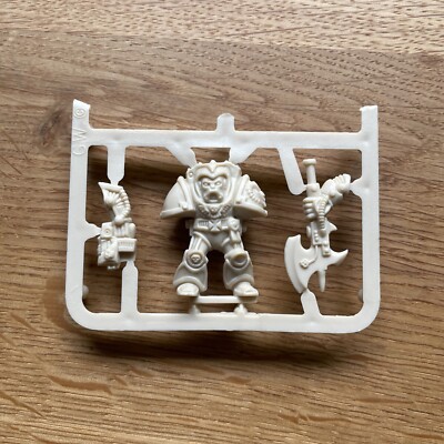 Warhammer 40K - Space Marine Librarian - Space Hulk - Genestealer ...