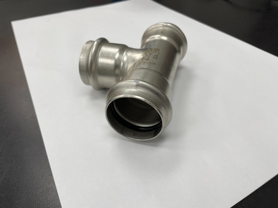 ProPress 85598 1-1/2" 304 Stainless Pipe Tee w/ FKM Seal P x P x P Open ...