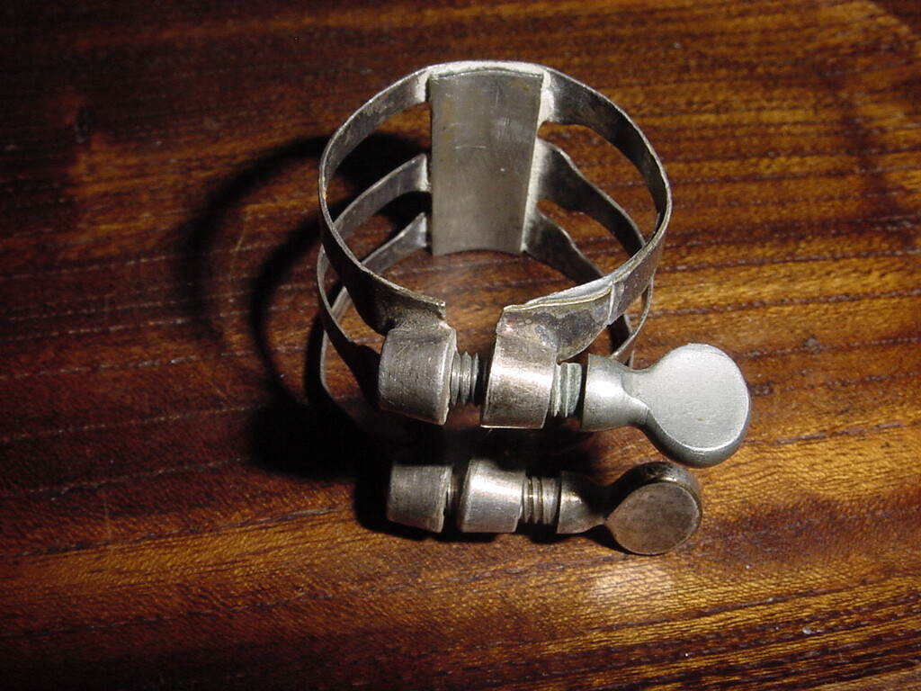 VINTAGE TRIPLE BAND ALTO SAXOPHONE LIGATURE REINFORCED | eBay