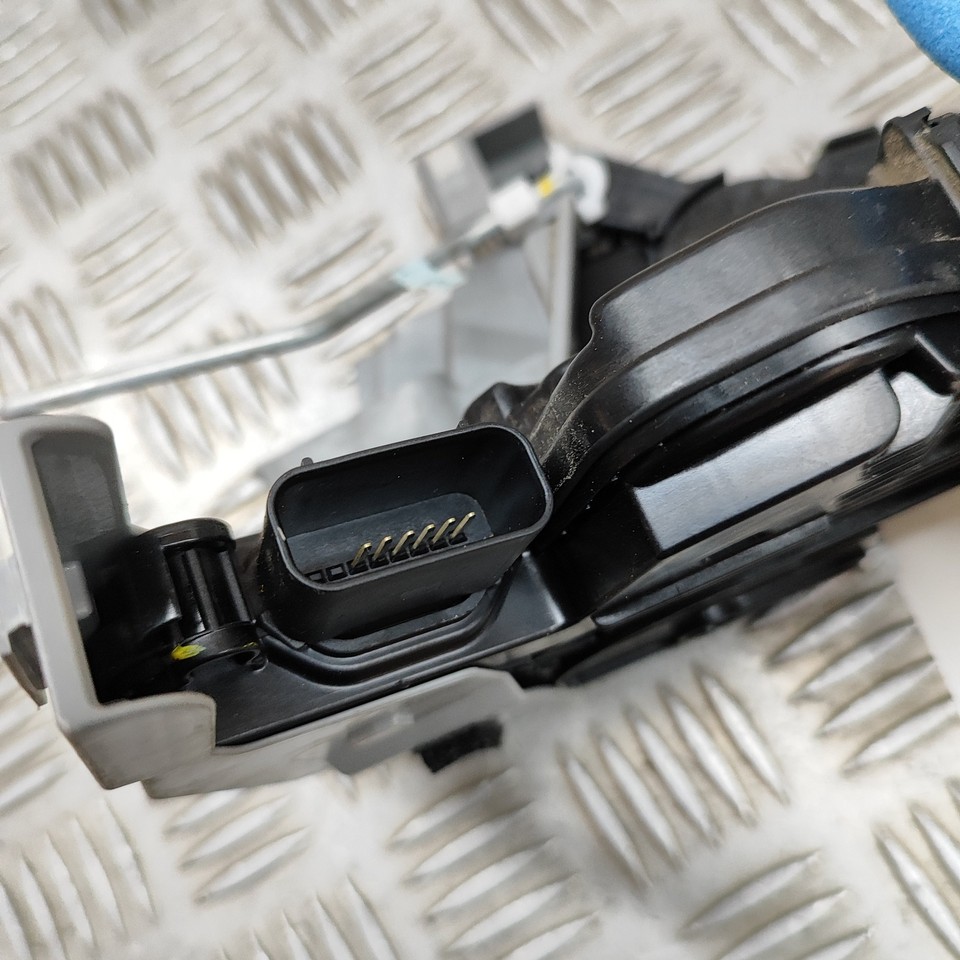 KIA NIRO SG2 Türschloss vorne links 81310-AT130 Strom 2023 RHD 23964955 ...