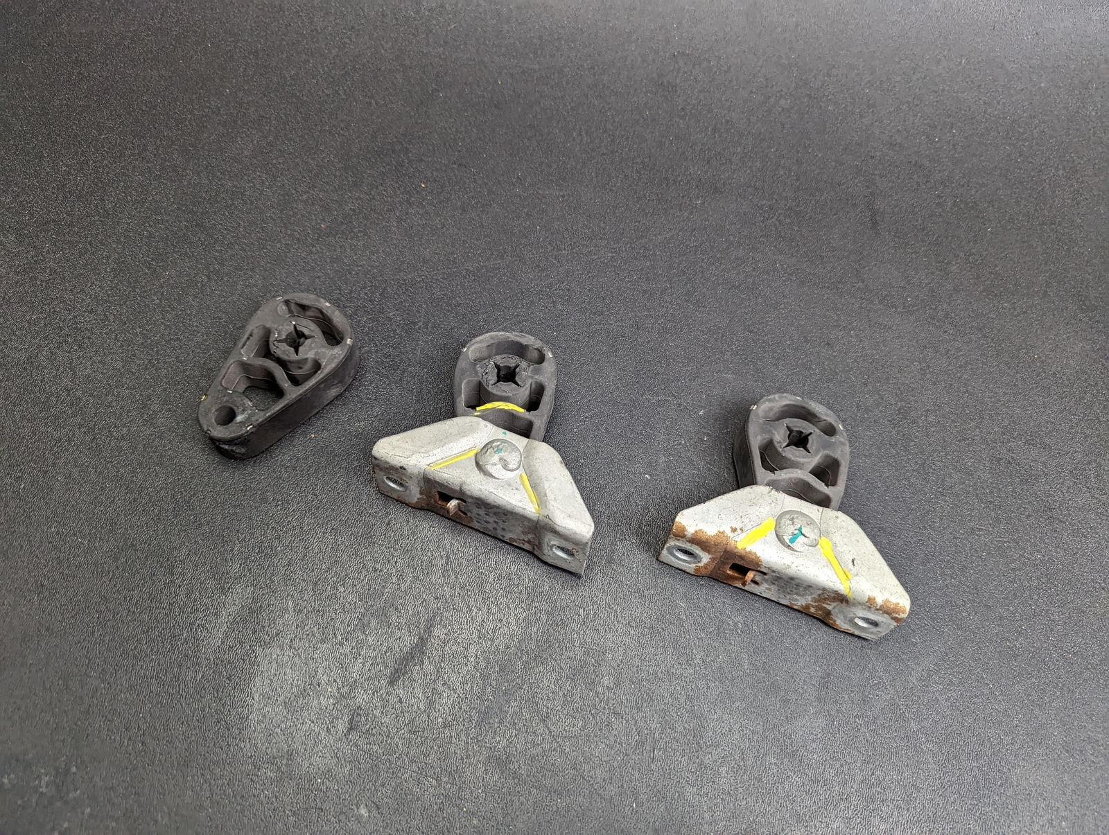 3PC Exhaust Muffler Hangers 2018 BMW X6 18207568777 2015 2016 2017 2019 ...