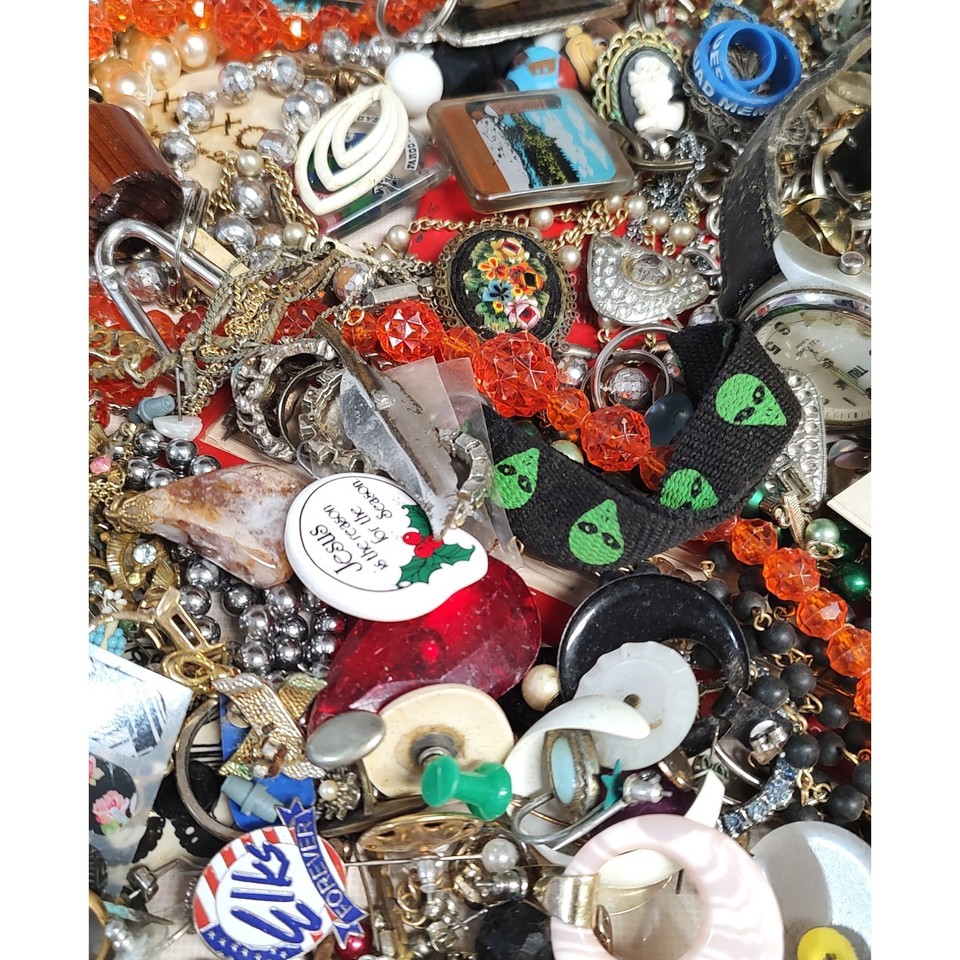 Over 3 Pounds Mixed Jewelry Craft Junk Lot All Junk Crafting Repair ...