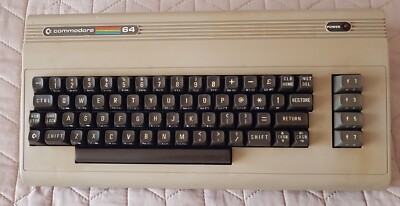 COMMODORE 64 Breadbin Case/chassis with keyboard Genuine part. GERMANY ...