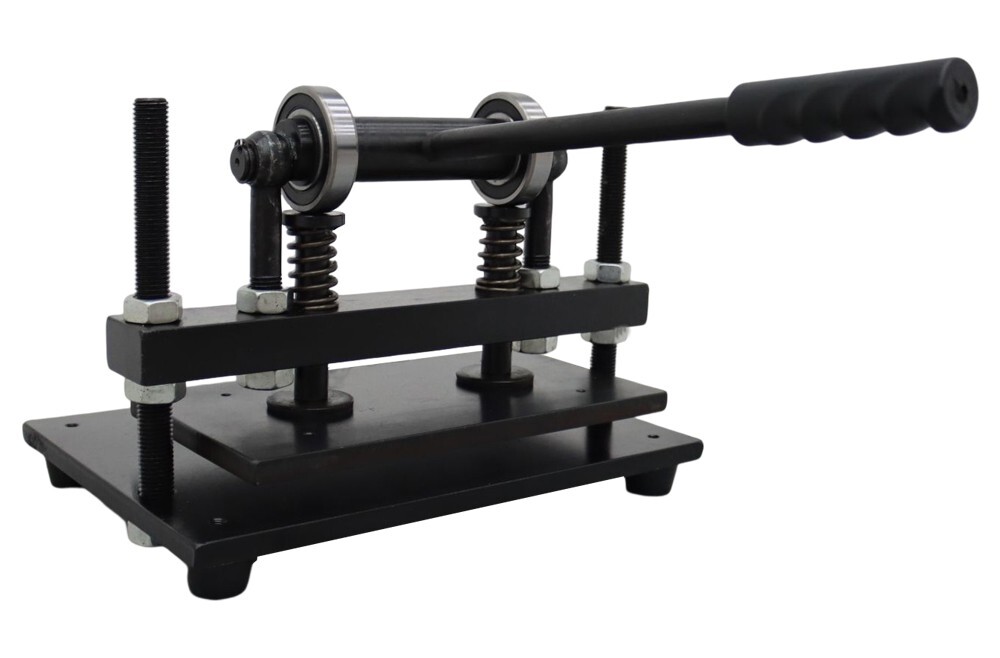Heavy-duty Manual Leather Cutting Machine 1.5T Preesure Die Cutter ...