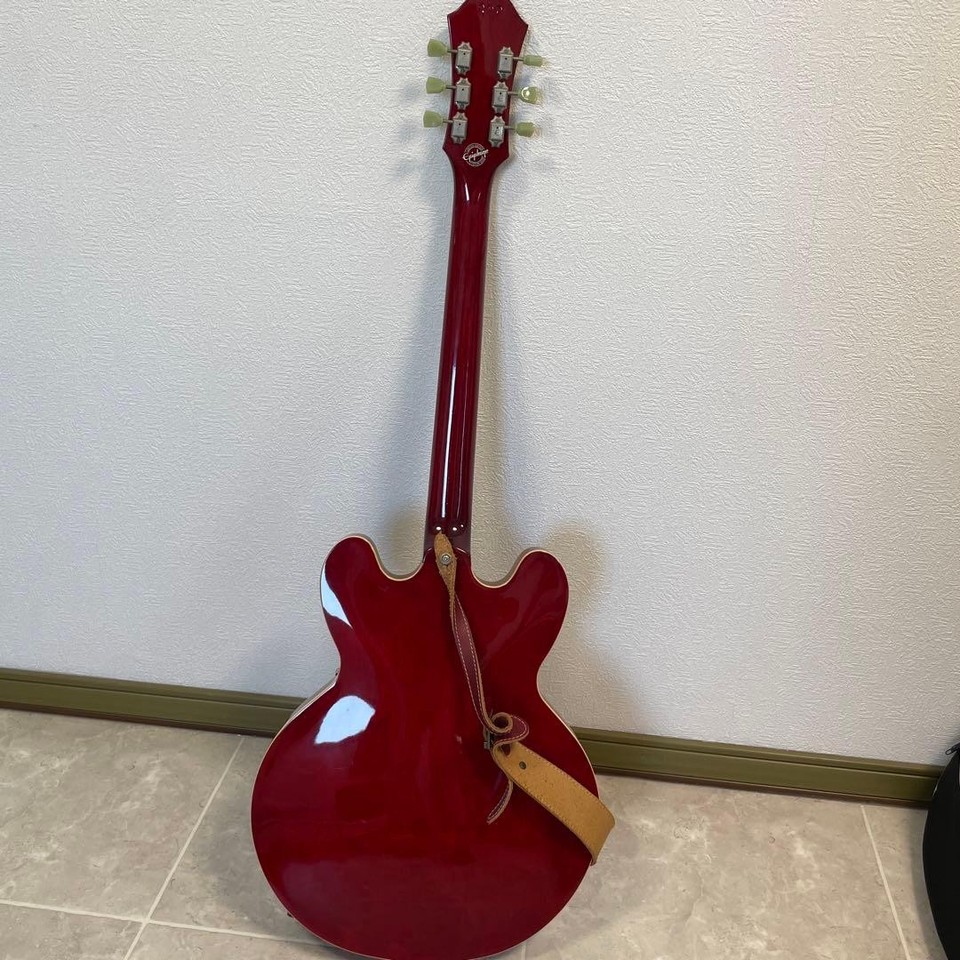 Epiphone ES-335 red with guitar case | eBay UK