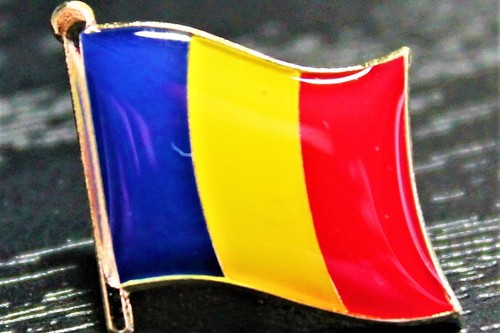 ROMANIA Romanian Metal Flag Lapel Pin Badge *NEW*MIX & MATCH BUY 3 GET ...