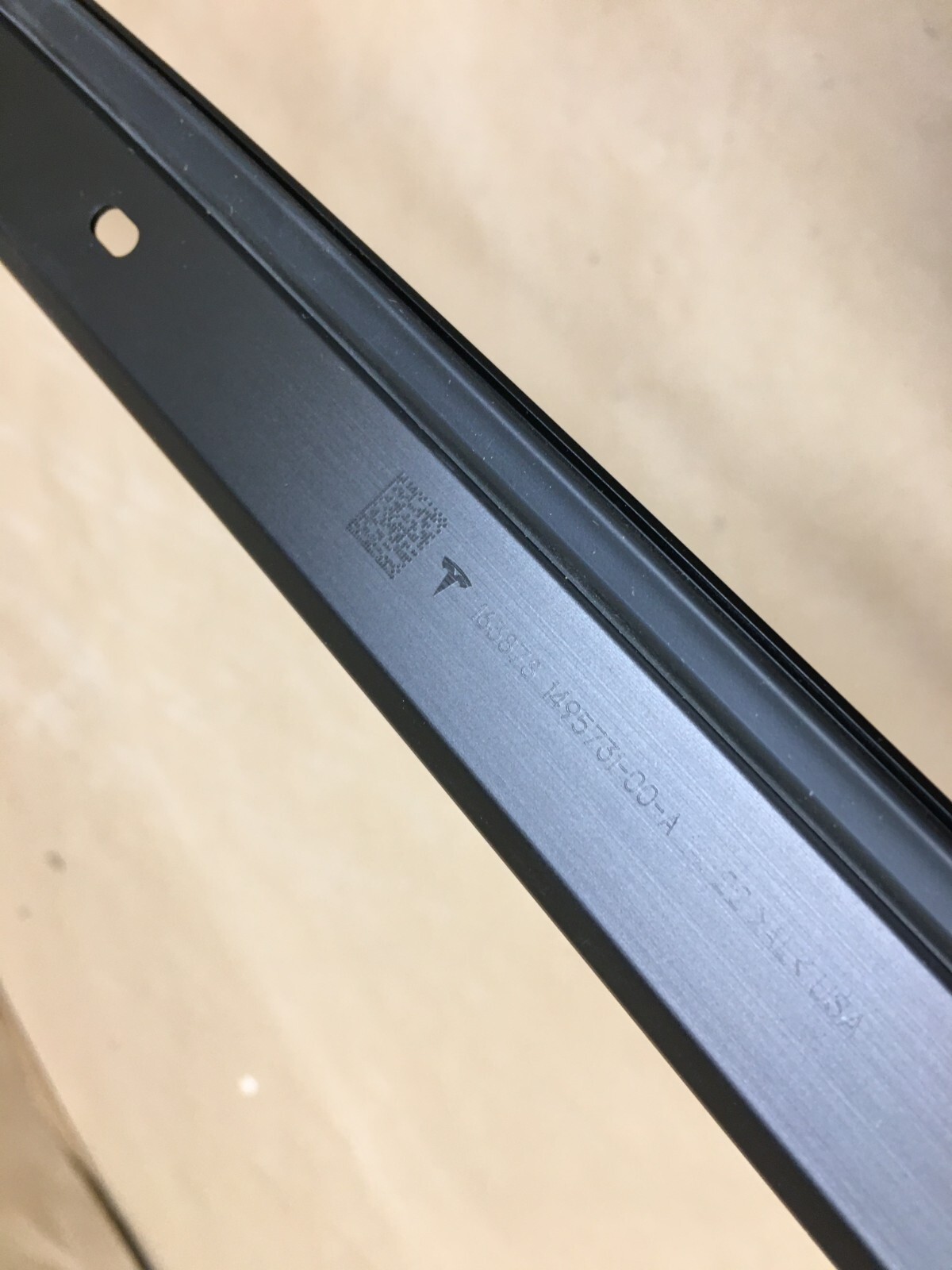 Tesla Model Y Uper Bright Trim Right Side 2020 2021 2022 OEM 1495731-00 ...