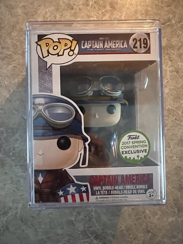Funko Pop Captain America #219 2017 Spring Convention Exclusive w/hard ...