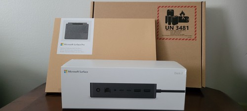 2 In 1 Mircrosoft Surface Pro 9 w/ Surface Dock 2, Signature Keyboard ...