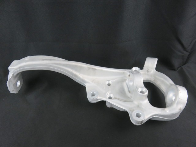 A2053322100 Hub Steering Knuckle Left Front Mercedes-Benz T Model (s ...