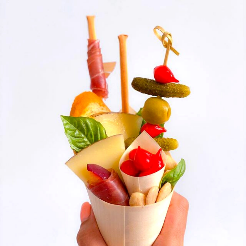 Mini Grazing Cones Skewers Charcuterie Platter Appetizer Wall Food Bar ...