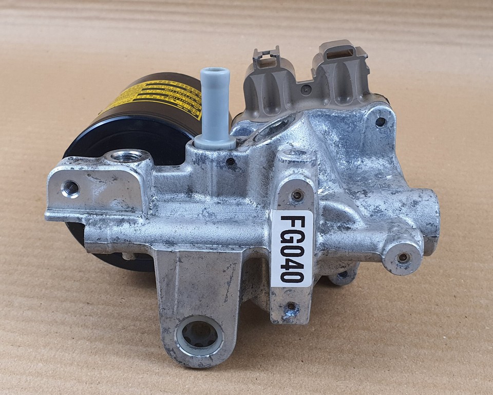 Toyota Prius V 2012-2014 Anti Lock pump Assembly Brake Booster 47070 ...