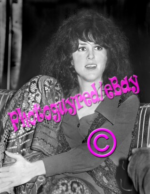 GRACE SLICK-face portrait-Chicago-1968-8 x 10-inch MY original B&W ...