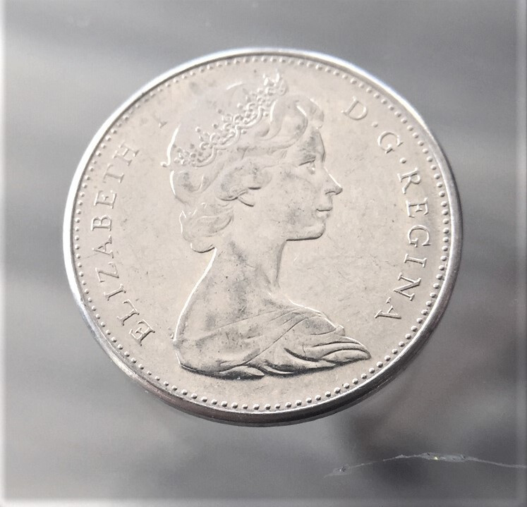 1965 Canada, 5 Cent Nickel, Beaver, Queen Elizabeth II, Nice Features ...