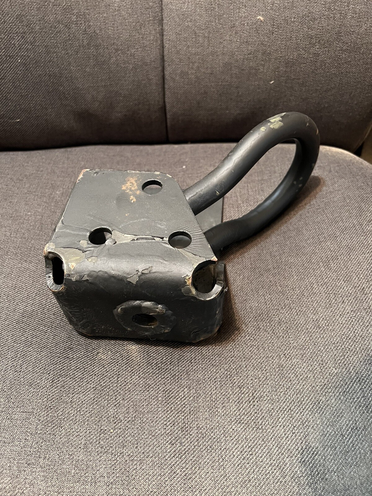 NOS M998 HMMWV HUMVEE FRONT TIE DOWN BRACKET 12447093 | eBay