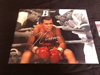 JULIO CESAR CHAVEZ Autographed 11x14 Photo - Exclusive Legend!!! | eBay