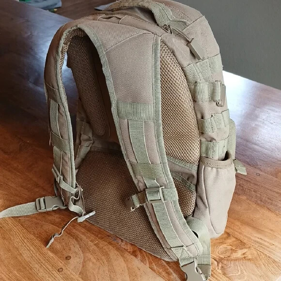 SOG Tan Tactical Backpack with Water Bladder Access Punisher Skull | eBay