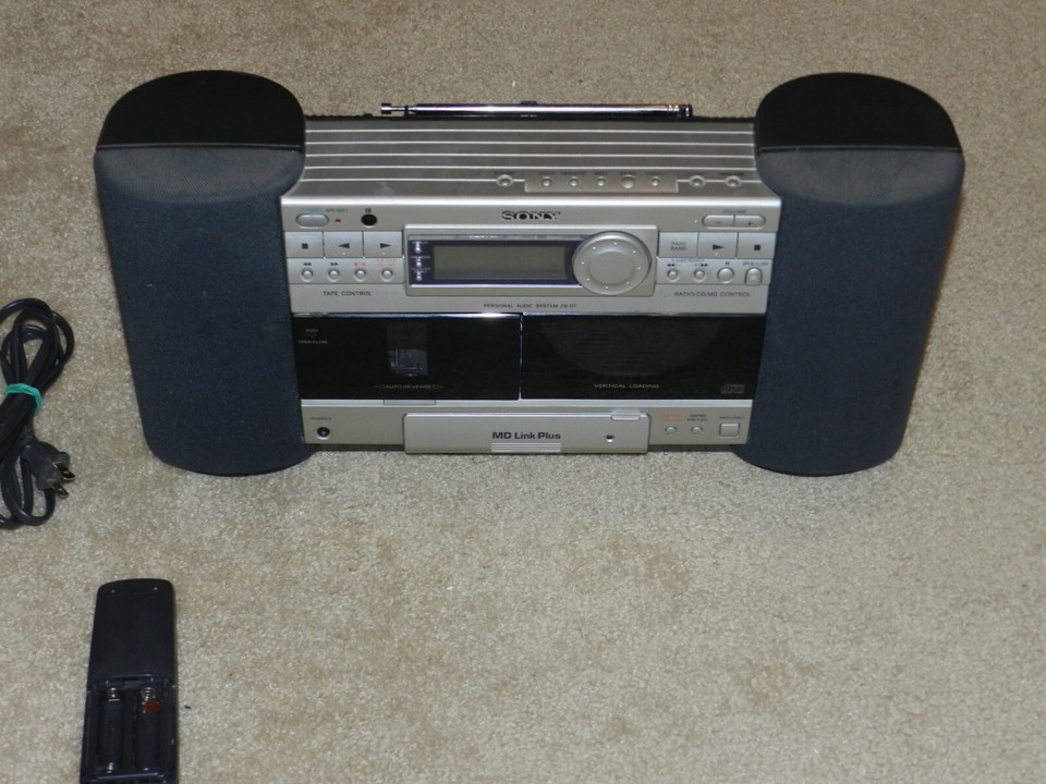 SONY ZS-D7 Personal Audio System Boombox Tape CD Portable Radio Stereo ...