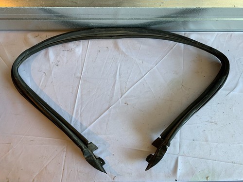 Used OEM Tailgate Window Weatherstrip - Upper - Toyota 4Runner - 1990 ...