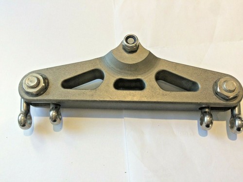 LEWMAR Size 3 NTR Short Mainsheet car Link Grey Part No 29473063 ...
