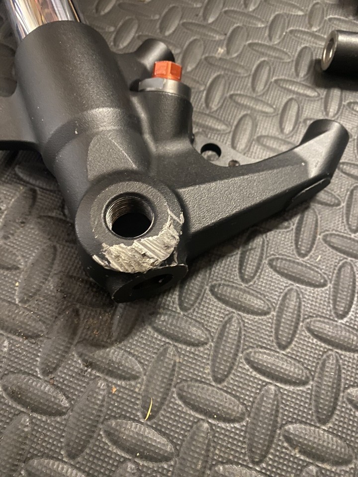 Triumph Daytona 675 Forks Gen 3 2013-2017 Mupo Shock And Fork Internals ...