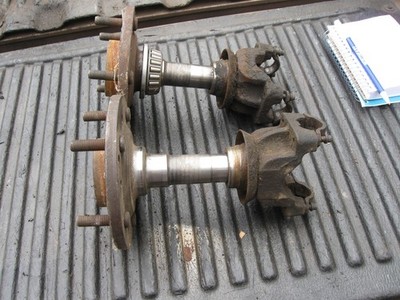 1965-1982 C3 Corvette Rear Wheel Spindle Axles OEM With Axle Flanges | eBay