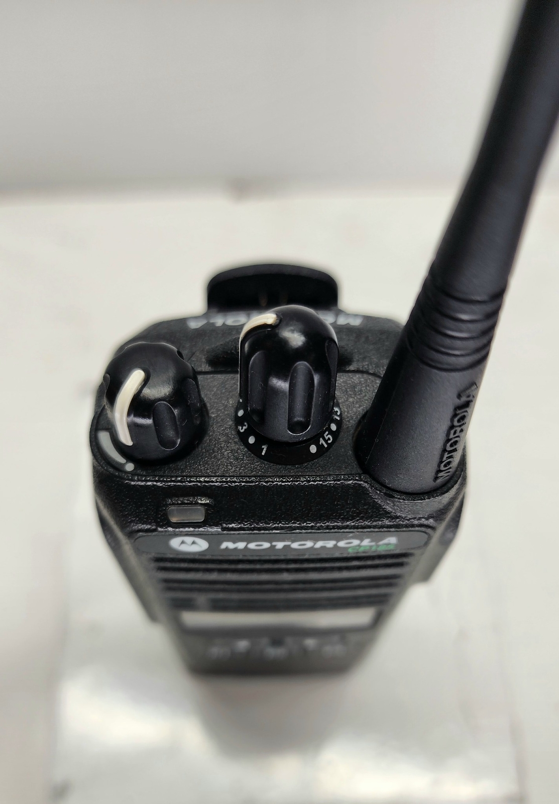 Motorola CP185 UHF 435-480 MHz 16 Channels 4 | Grelly USA