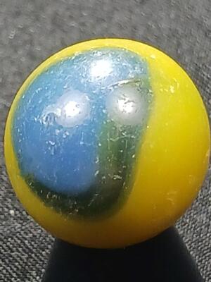 Peltier .54" Duke Blue Patch on Mustard Good Condition Serious Marble ...