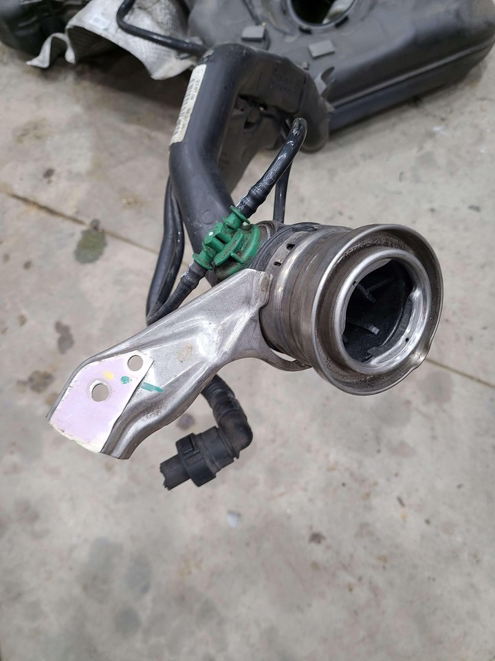 08 - 12 Mercedes C300 204 Type Fuel Tank Gas Tank Assembly OEM ...