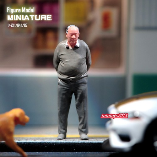 1/64 Scene Prop Walking Old Man Minatures Figures Doll For Cars ...
