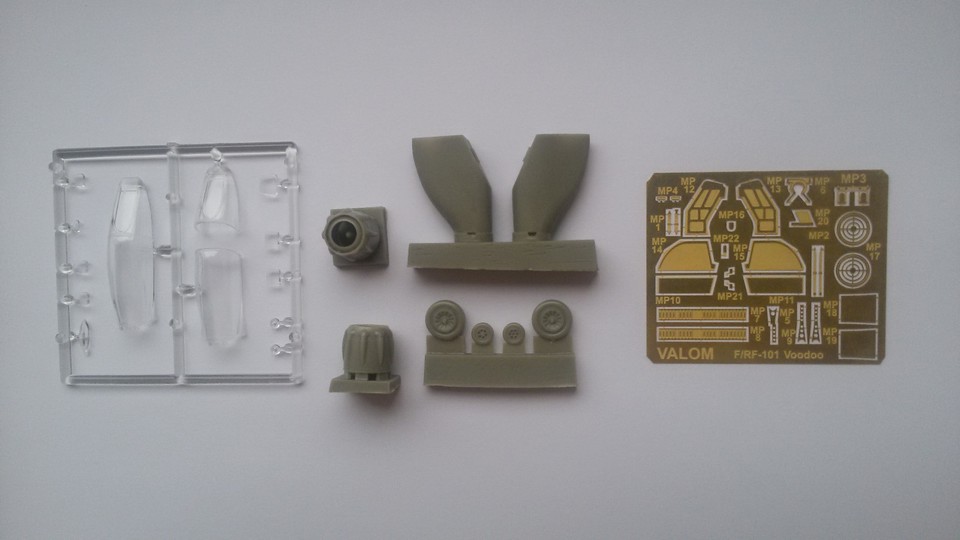 Valom 72093 McDonnell RF-101C Voodoo 1/72 plastic kit | eBay