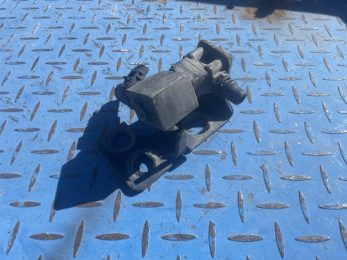 OEM Paccar® DEF Heater Control Valve 5502-02 Bracket M85-1119 Kenworth ...