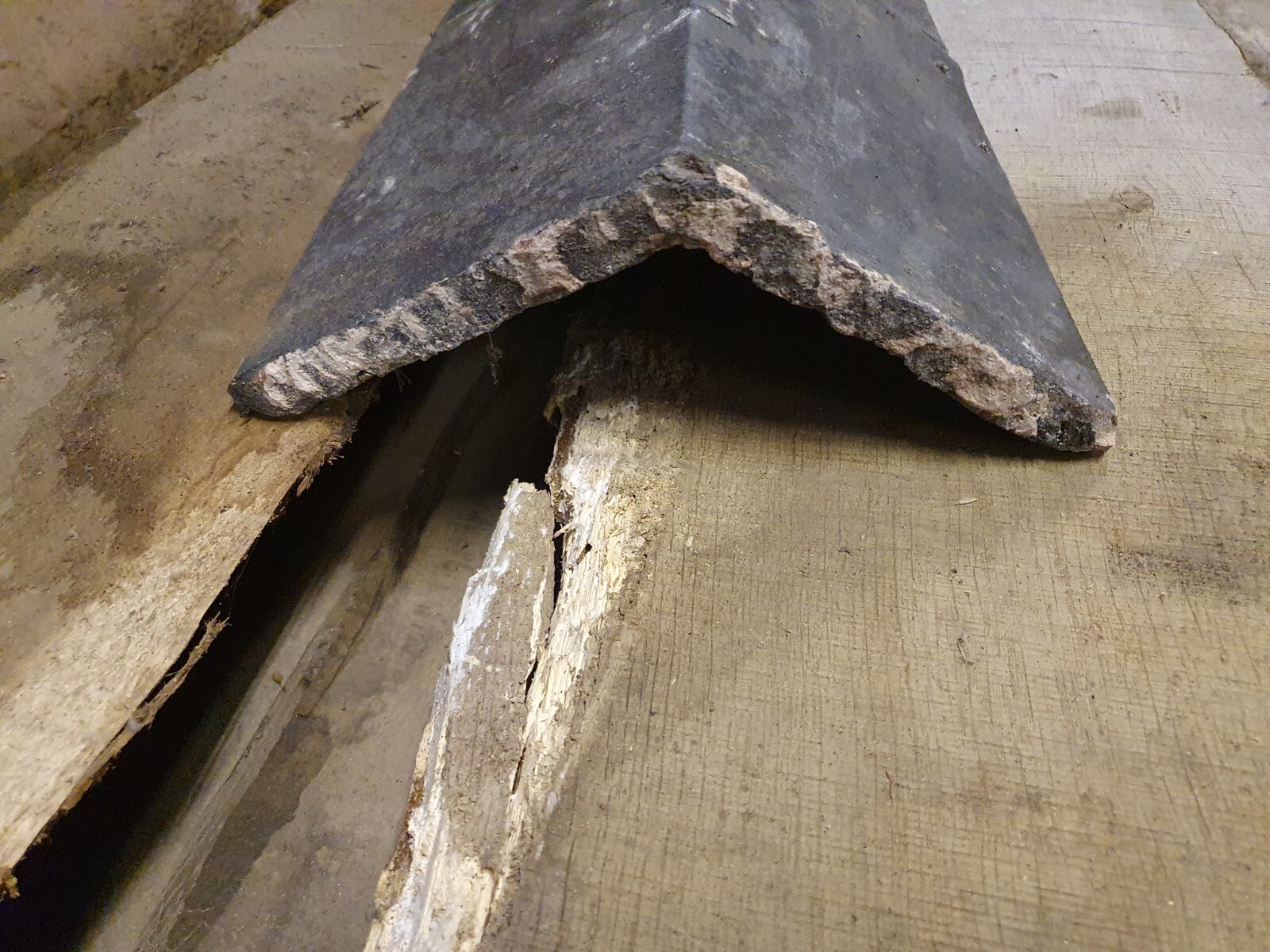 Reclaimed Staffordshire blue angled wall coping tops copers toppers 37 ...