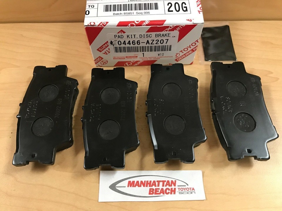 FOR 2006-2018 RAV4 Rear Brake Pads NEW genuine Toyota CERAMIC 04466 ...