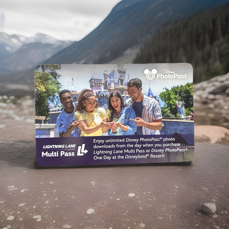 Disney Park Disneyland DLR PhotoPass Card Multi Pass Lightning Lane ...