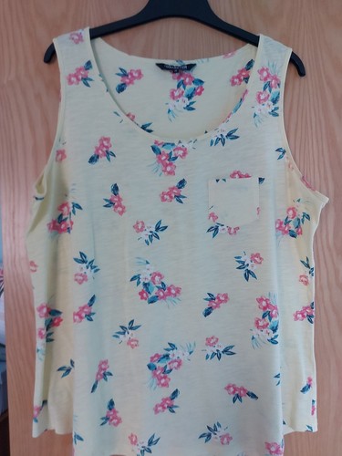 The Collection Debenhams Lemon Floral Top Size 18 | eBay UK