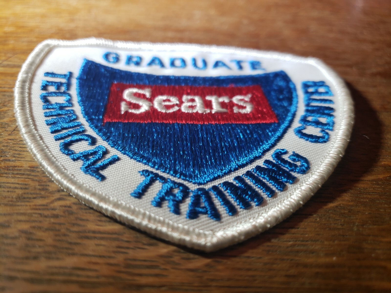 Vtg Sears Technical Training Center Graduate Uniform Shield Patch "Red ...
