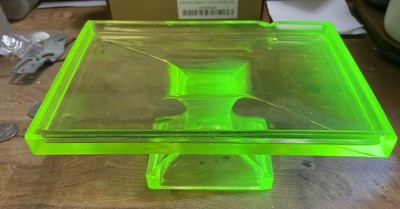 CLARKS TEABERRY CHEWING GUM VASELINE/URANIUM GLASS DISPLAY CASE ...