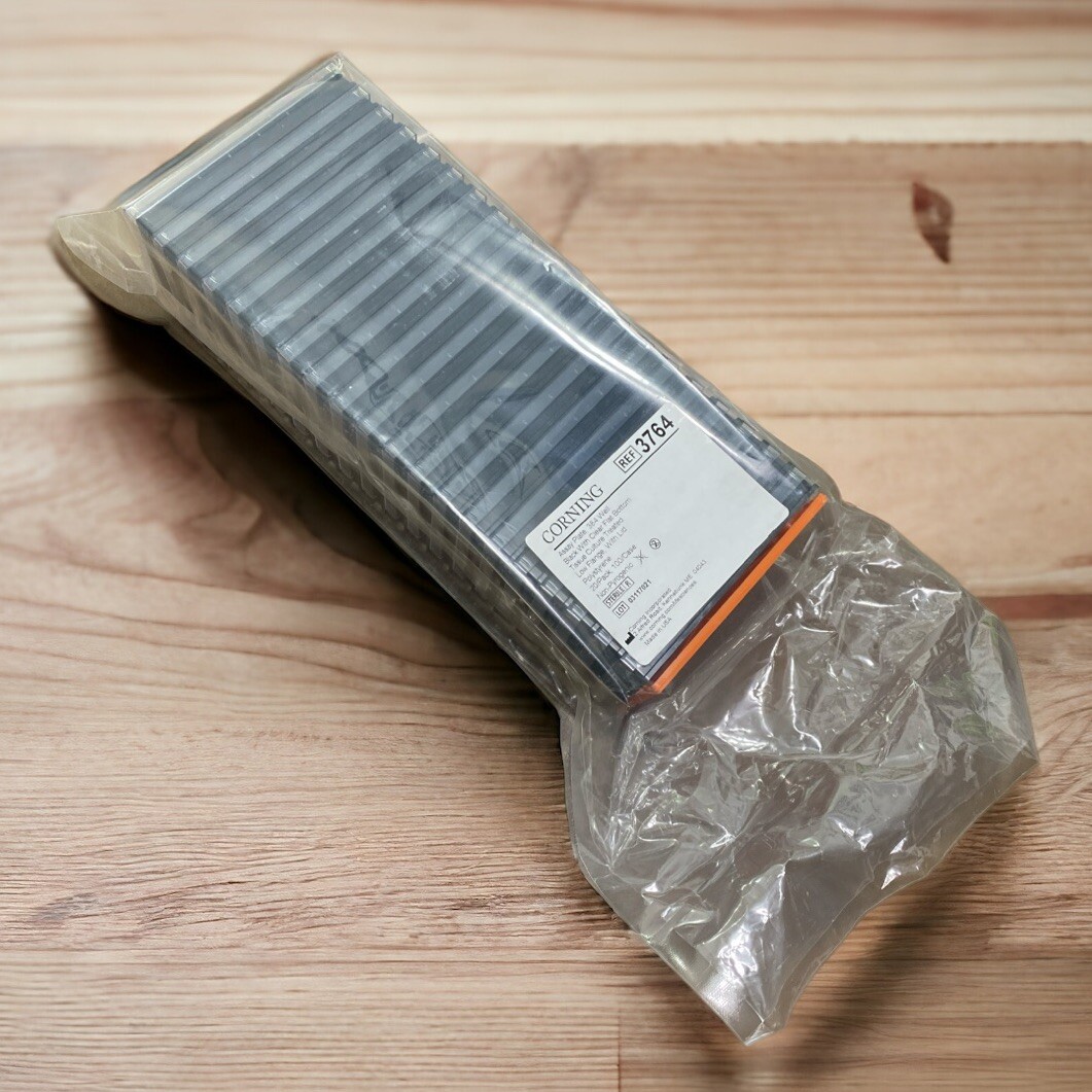 Corning REF 3764 384-well Flat Clear Bottom Black TC-treated ...