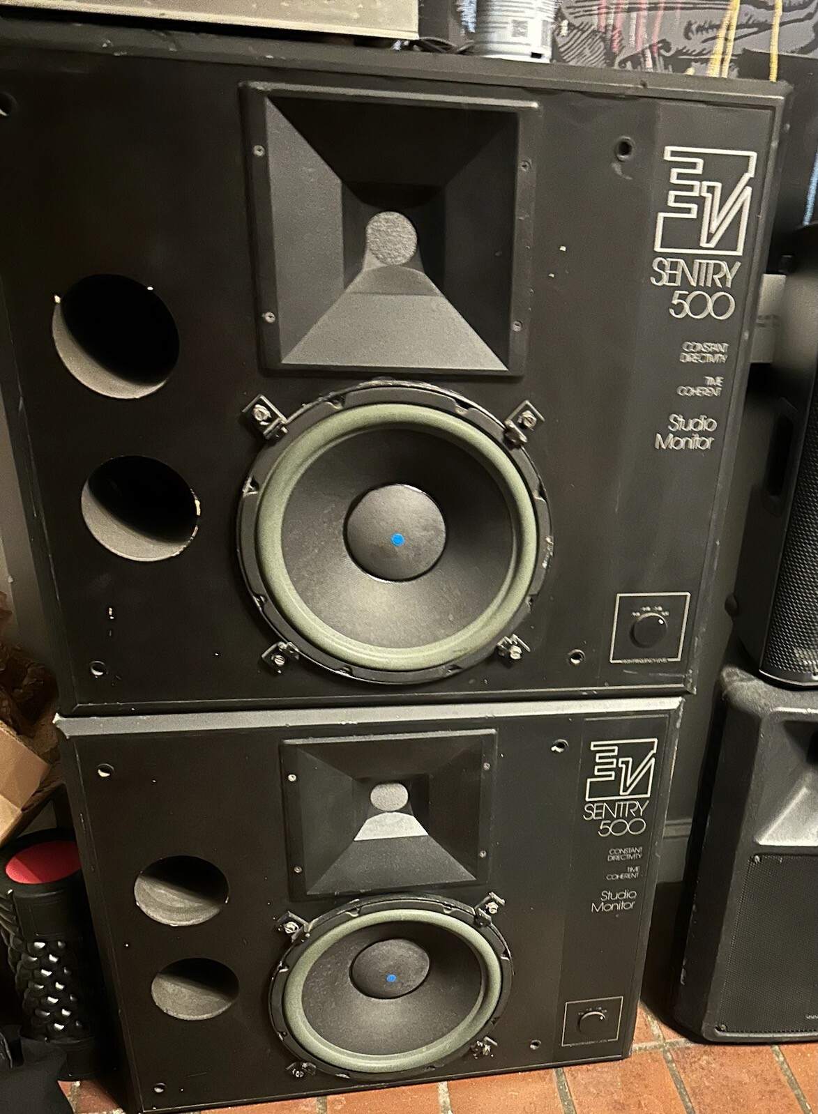 PAIR OF EV SENTRY 500*USED*WORK WELL*NYC CENTRAL HARLEM PICKUP | eBay