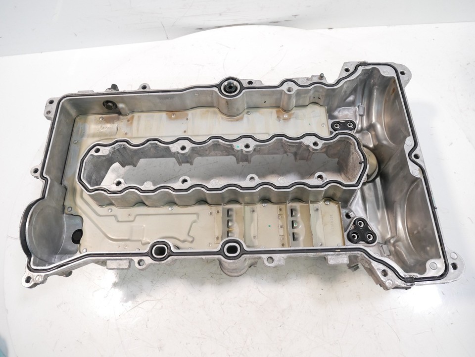 Valve cover Cylinder head MG HS A S 23 1.5 T Hybrid 15E4E 20201021 ...
