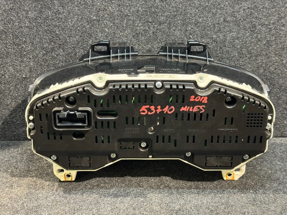 2016-2019 FORD EXPLORER XLT Speedometer 53710 miles OEM JB5T 10849 CF ...