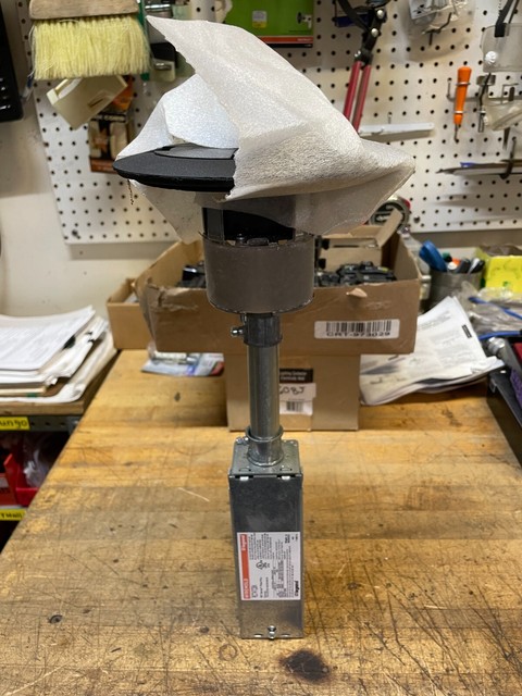 Wiremold RC7ATCBK 20A Multi-Service Poke-Thru Assembly - Black for sale ...