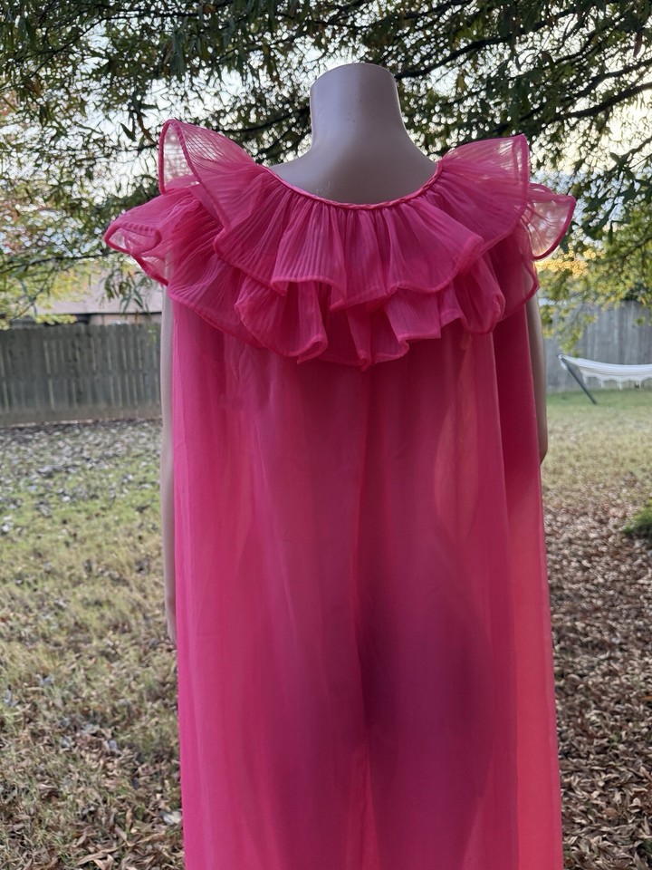 Vintage Sheer Chiffon Peignoir Pink Open Ruffled Layered Robe Medium ...