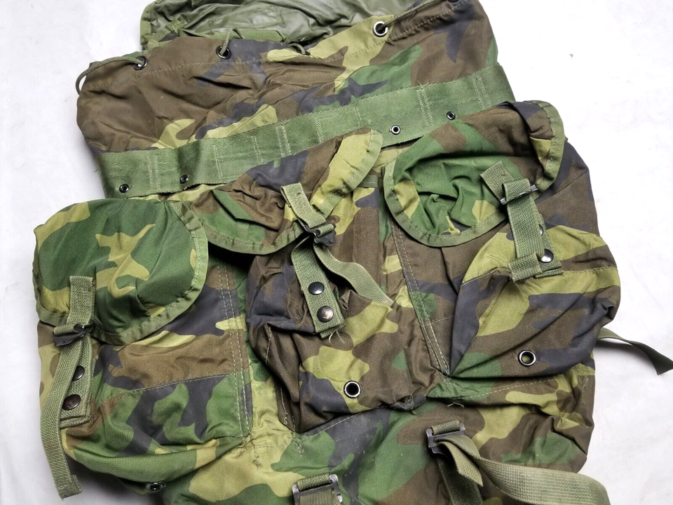 US Military Woodland Camo Alice Field Pack Radio Backpack Medium w ...