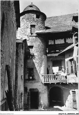 Aiqp1-12-0045 - Entraygues - Aveyron - Maison Rigal - Cour Intérieure ...