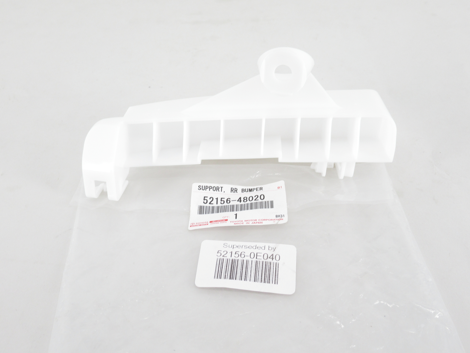 Genuine OEM Toyota 52156-0E040 Driver Rear Bumper Cover Support 08-10 ...