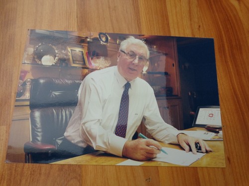 SIGNED DOUG ELLIS CHAIRMAN ASTON VILLA FC FOOTBALL PHOTO AUTOGRAPH ...