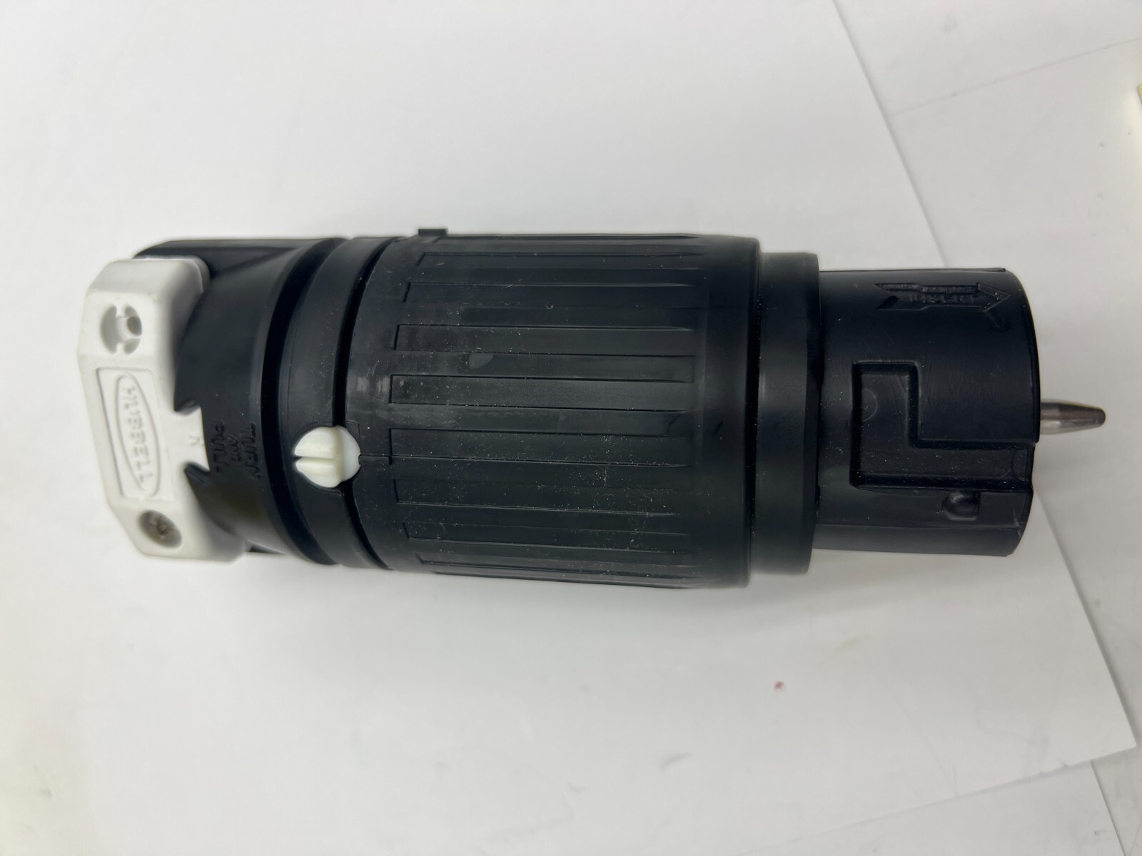 Hubbell CS8164C Locking Connector 50 amp 480V 3 Pole and 4 Wire ...