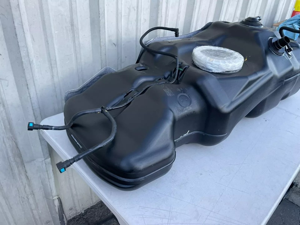 Toyota Tacoma 2017-2023 Gas Fuel Tank Reservoir Complete OEM 77001 ...